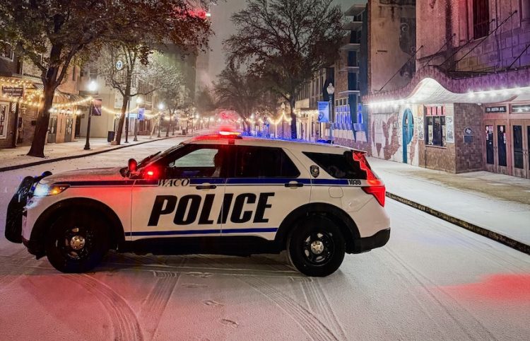 Waco police warn residents about icy roads after overnight snow - Waco Journal